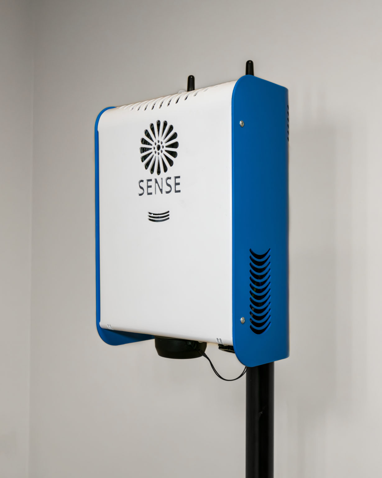 Sense Micro - Interactive projector for floor and table interaction