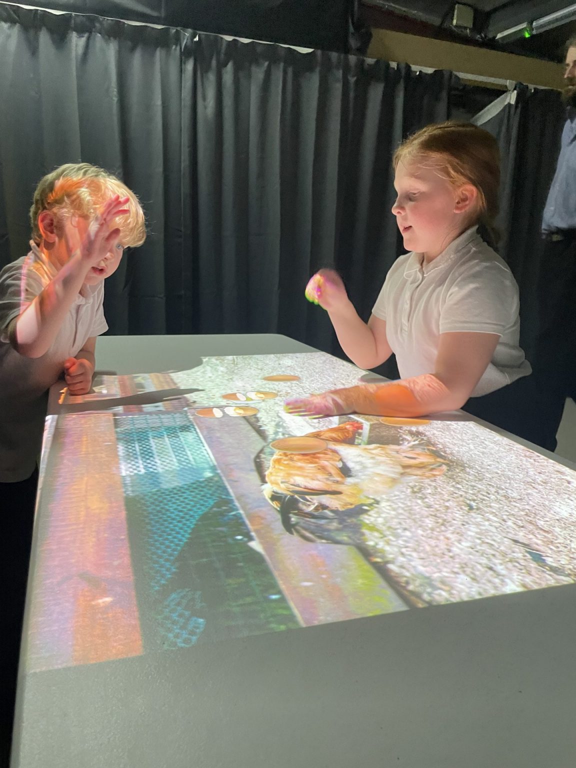 Sense Micro - Interactive projector for floor and table interaction