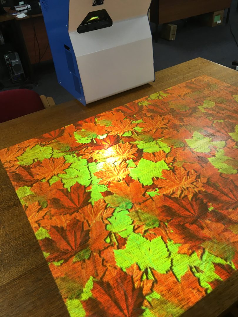 SENse Flex - Interactive projector for floor and table projection