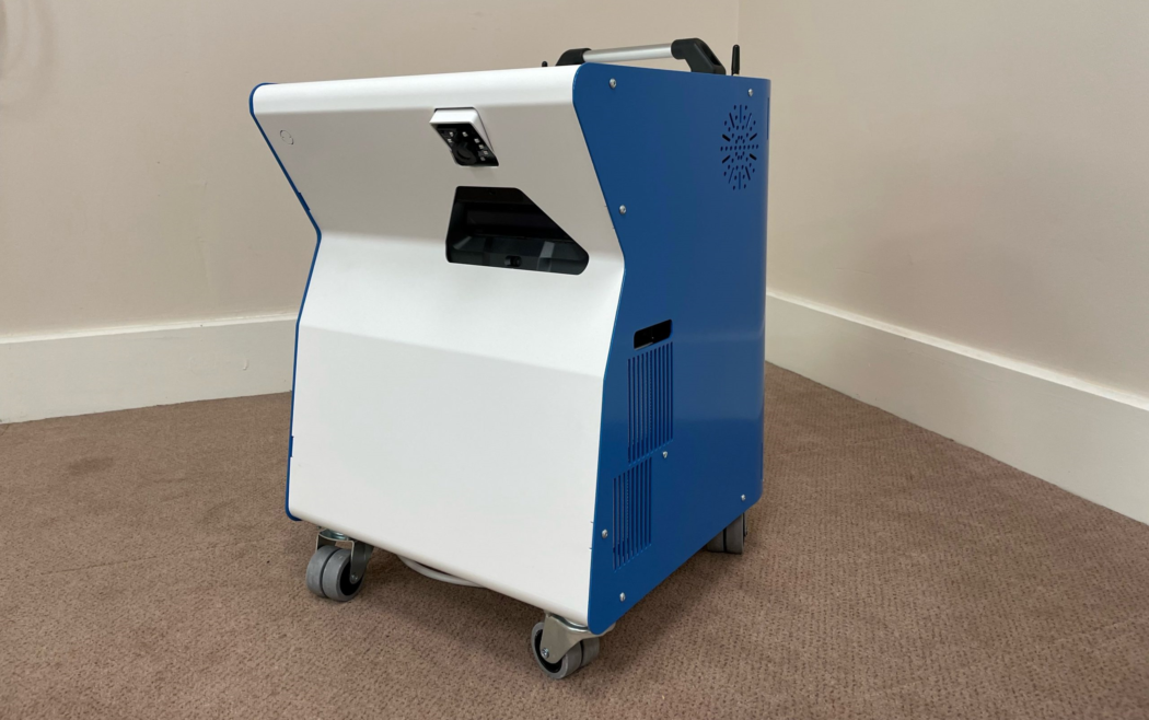 SENse Flex Mini - Portable interactive projector for floor projection