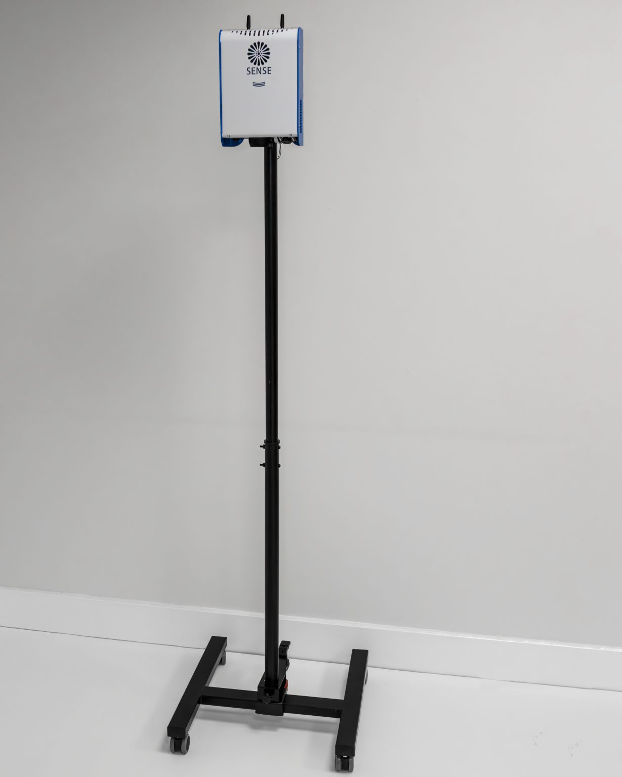 Sense Micro - Interactive projector for floor and table interaction